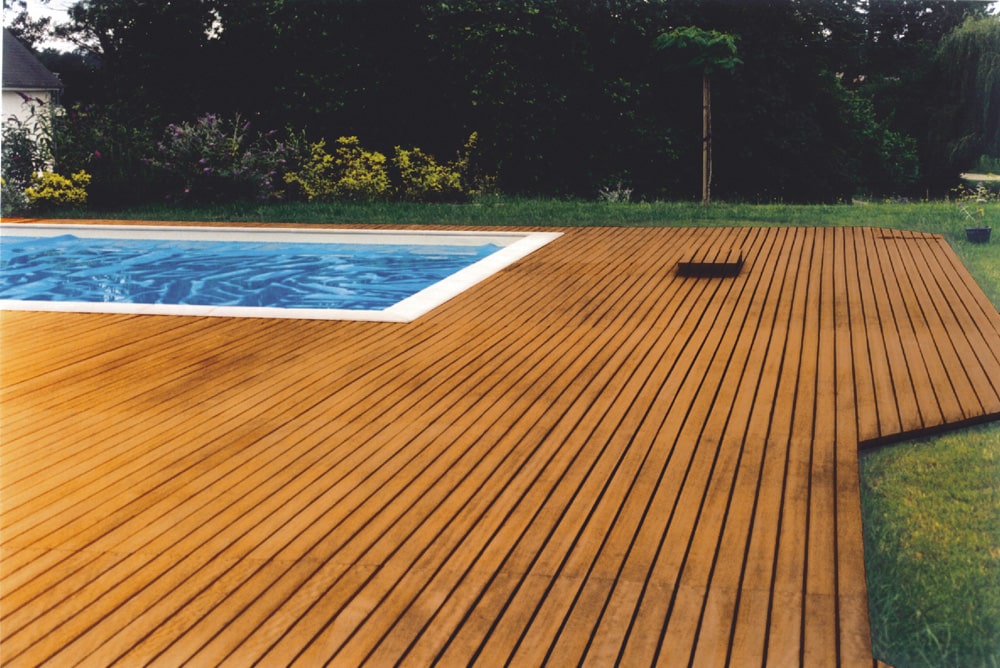 How to finish and protect hardwood decking | Owatrol Direct