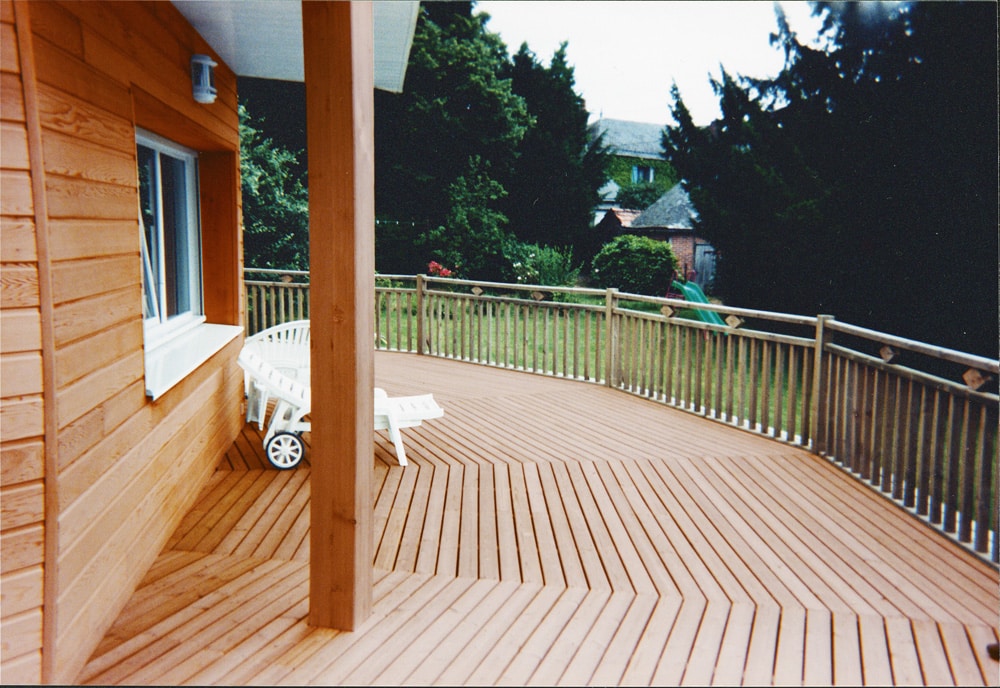 How to treat and finish weathered wood | Owatrol Direct