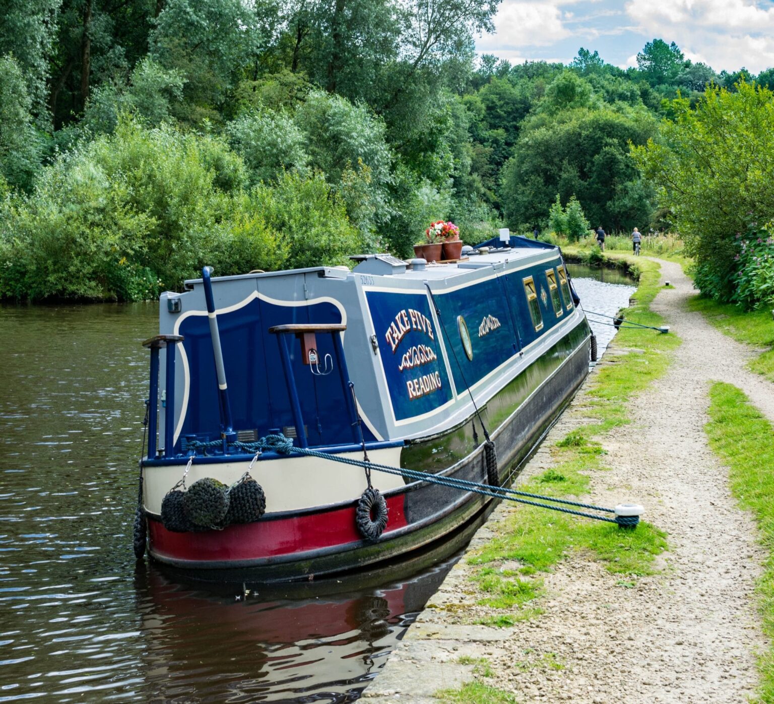The complete guide to buying a narrowboat | Owatrol Direct